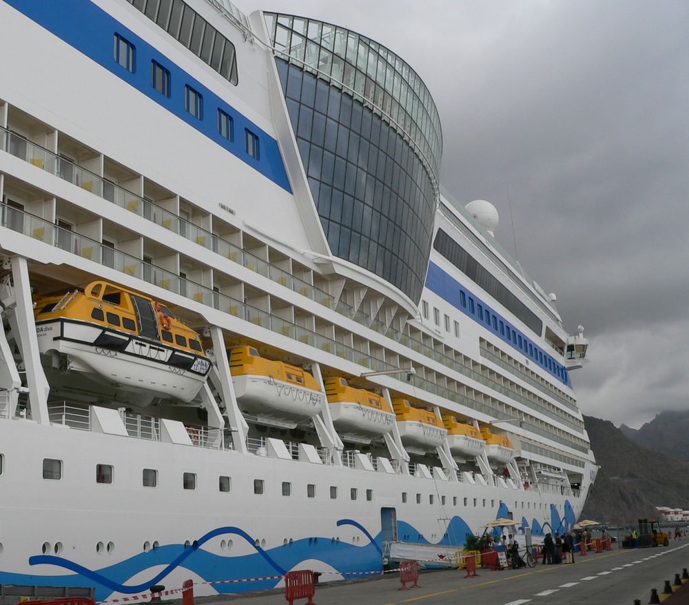 AIDA Diva Foto & Bild | schiffe und seewege, motorschiffe ...