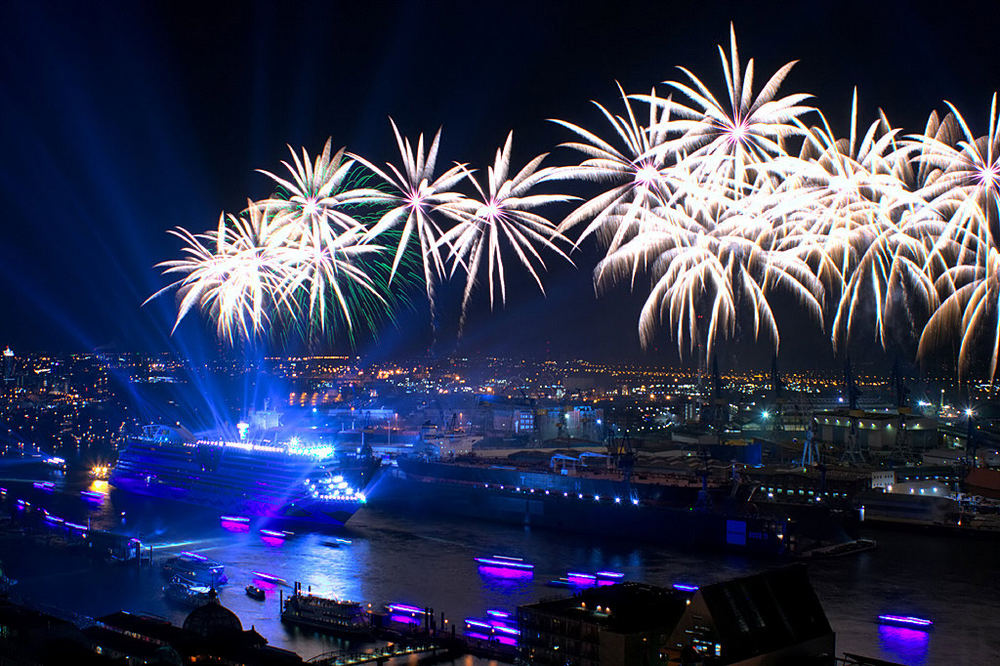 Aida Diva Taufe Foto & Bild | schiffe und seewege, motorschiffe ...