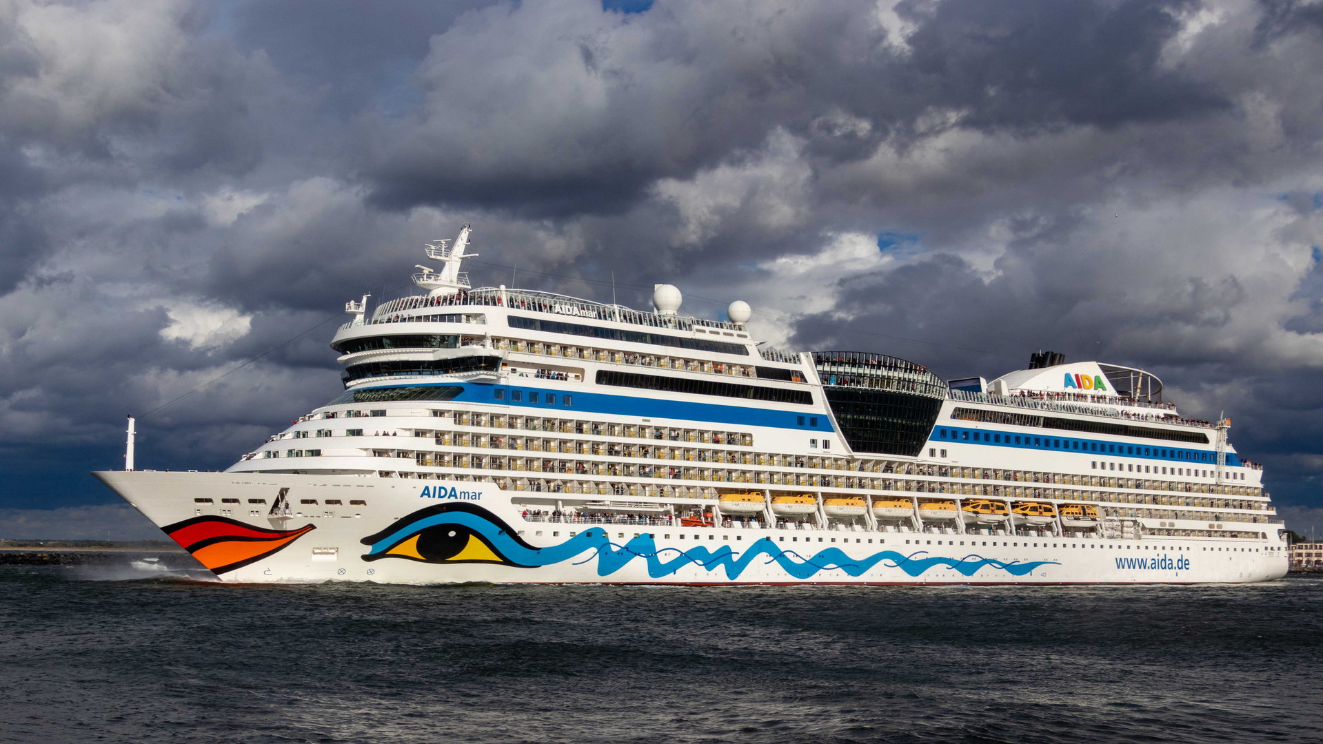 Aida mar verlässt Waremünde Foto & Bild | schiffe und seewege ...