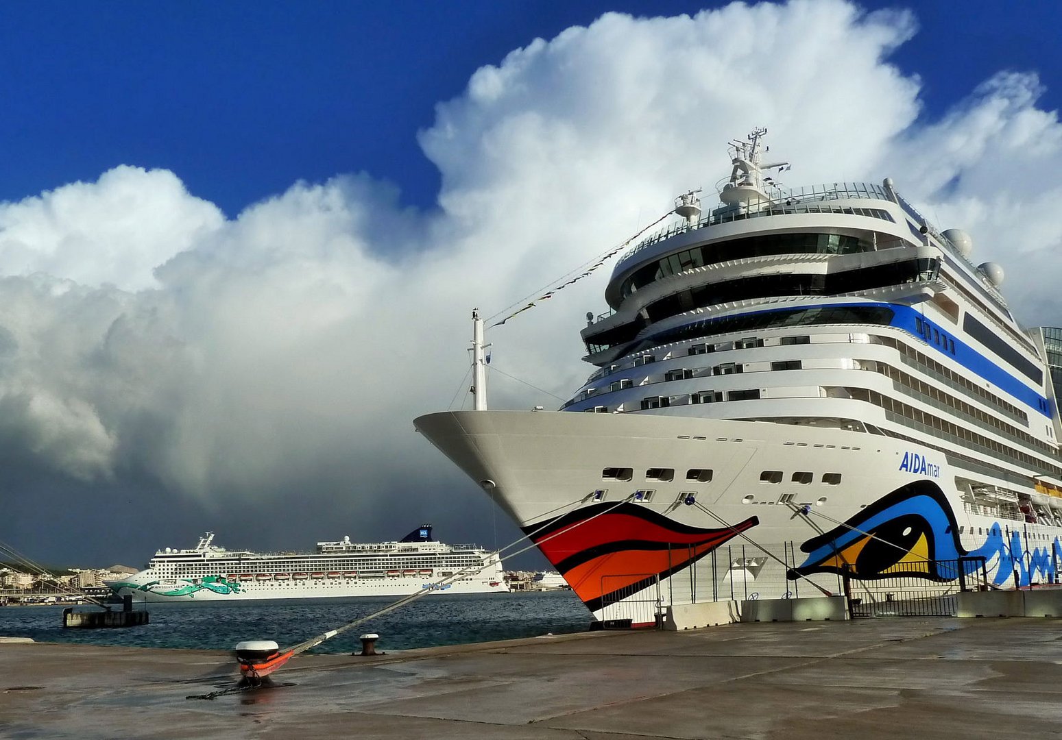 AIDAmar in Palma de Mallorca Foto & Bild | schiffe und seewege ...