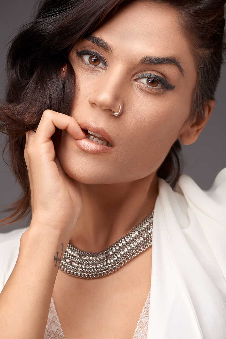 Akasha Foto % Immagini| close up-primo piano, photography, studio Foto ...