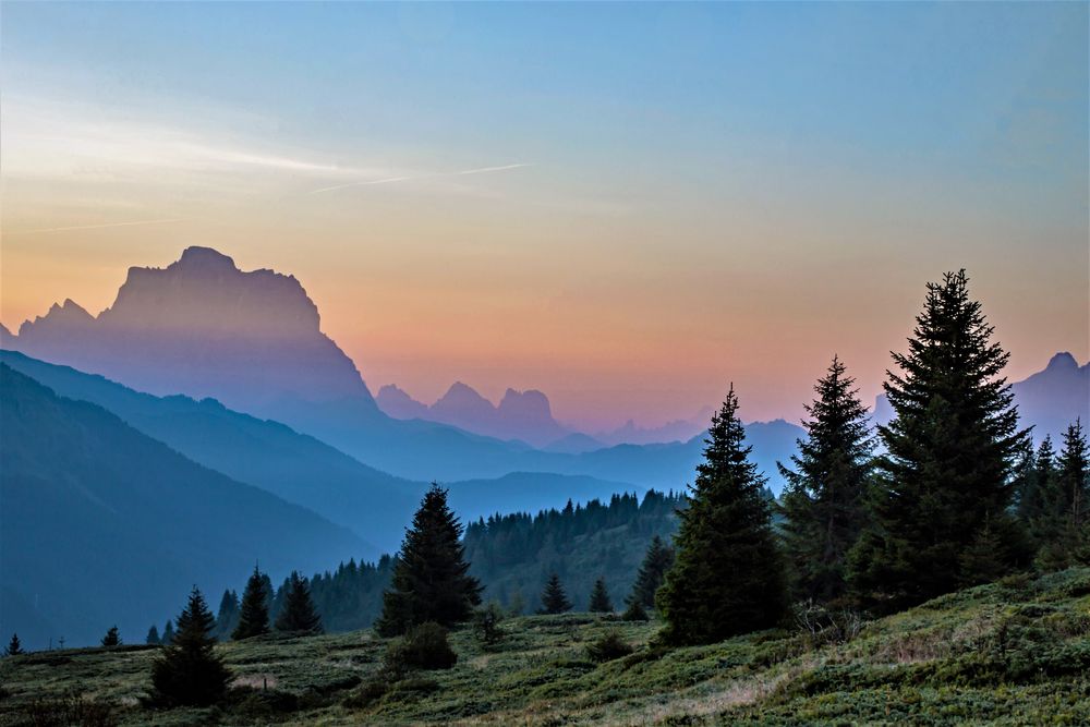 Alba dolomitica Foto % Immagini| paesaggi, albe e tramonti, fotos Foto ...