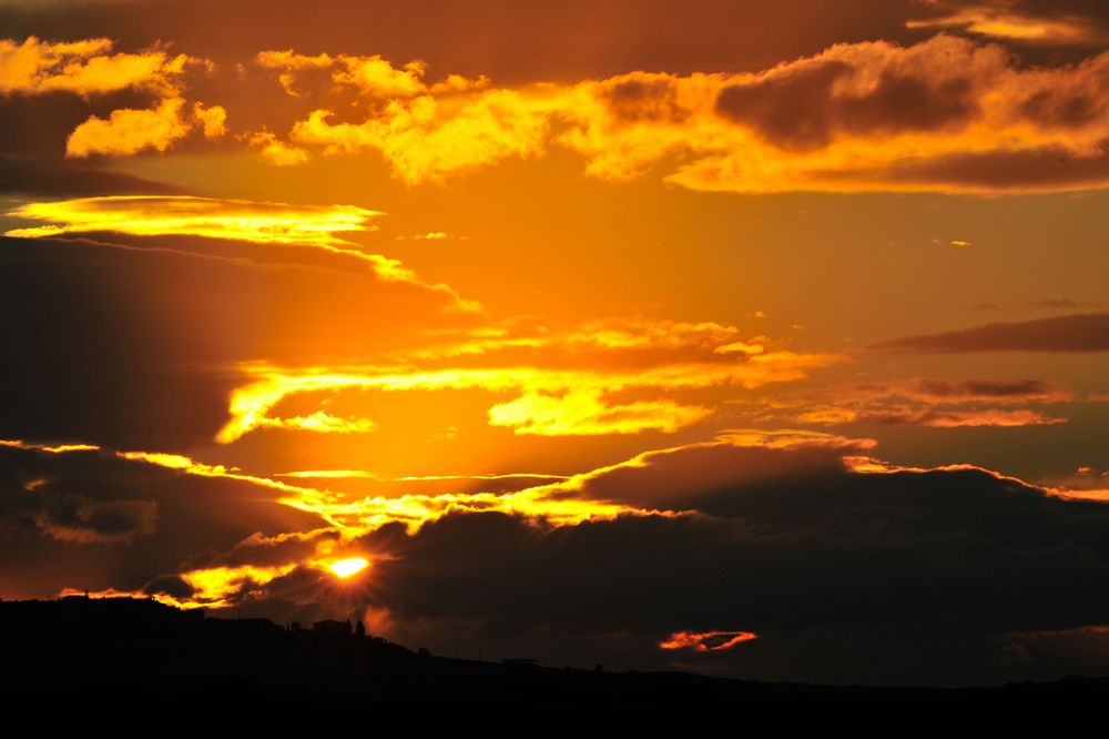 Alba Toscana_1 Foto % Immagini| paesaggi, albe e tramonti, natura Foto ...
