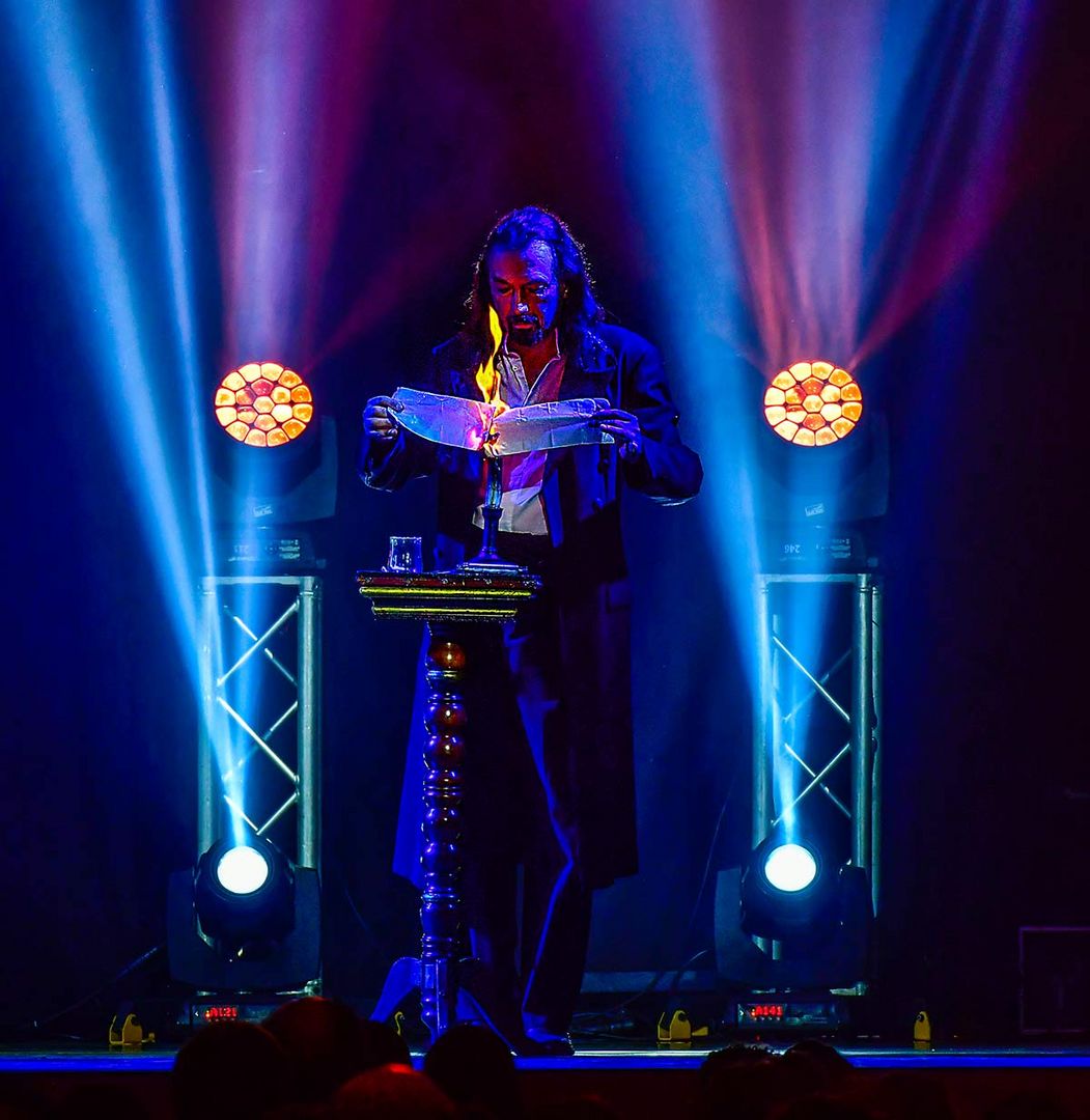 Alberto Giorgi , Feuer in der guten Stube Foto & Bild | meran o, alberto giorgi, menschen Bilder ...