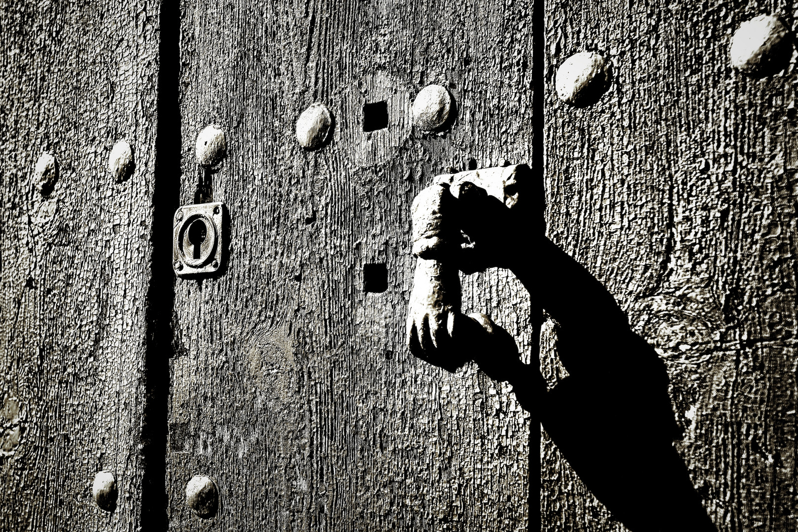 Aldaba Imagen & Foto | street, blanco, arquitectura Fotos de fotocommunity