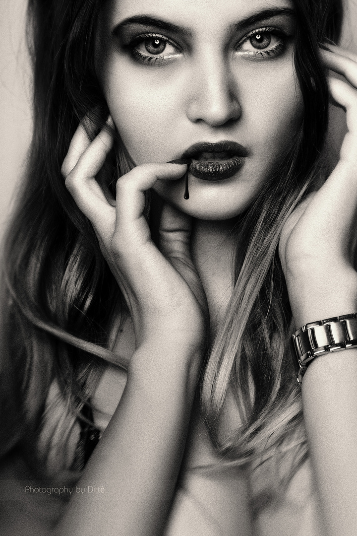 Alina V. Foto & Bild | portrait, portrait frauen, studio Bilder auf fotocommunity