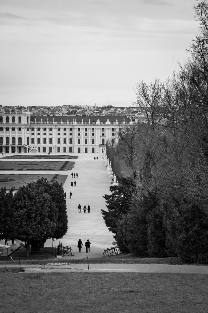 Alle in eine Richtung.... Foto & Bild | streetfotografie mit menschen, fotokunst, monochrome ...