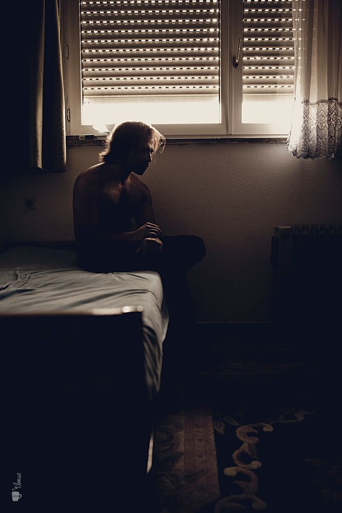 allein ist der mensch... Foto & Bild | portrait, selbstportraits ...