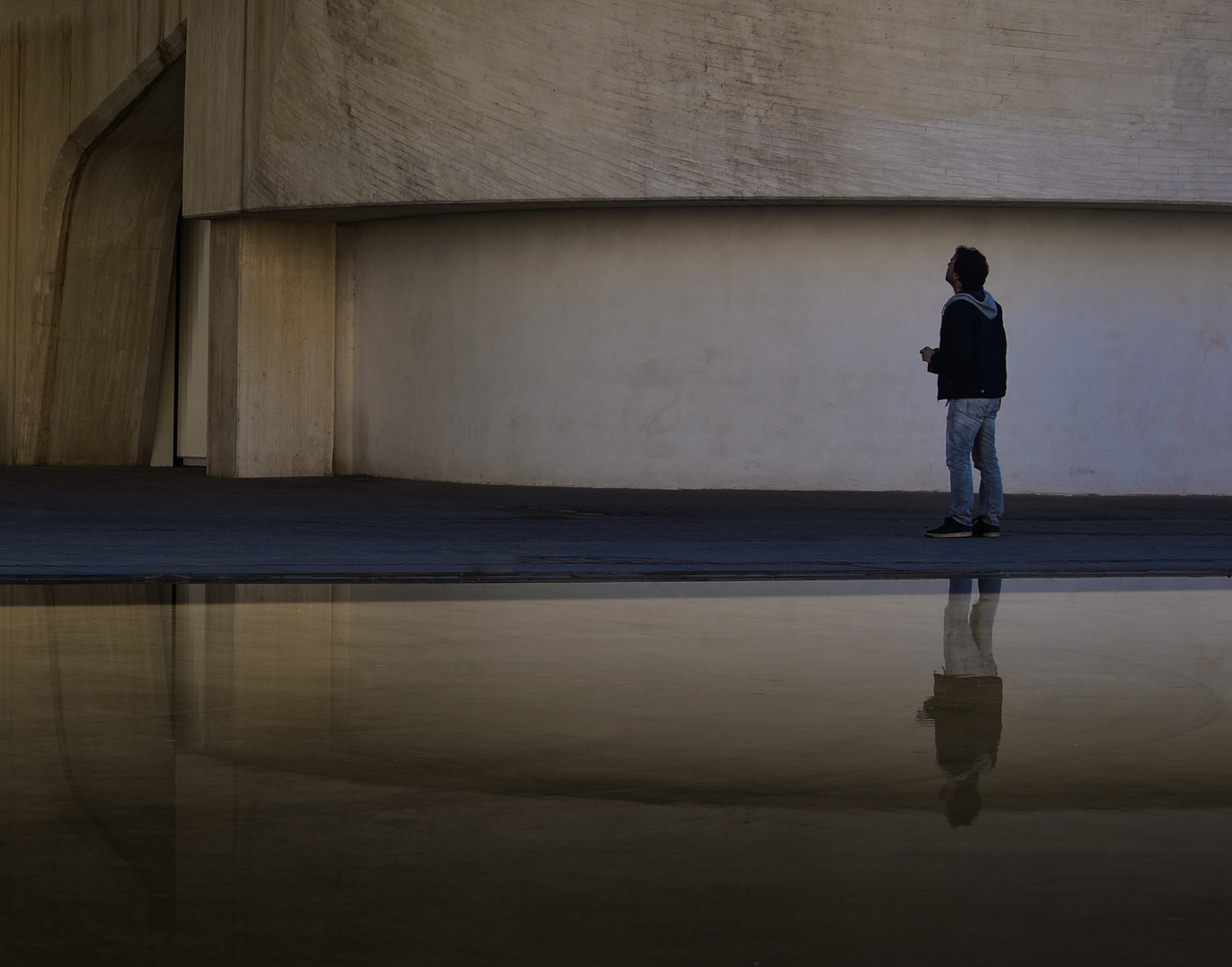 Allein zu zweit Foto & Bild | architektur, streetfotografie mit menschen, projekte Bilder auf ...