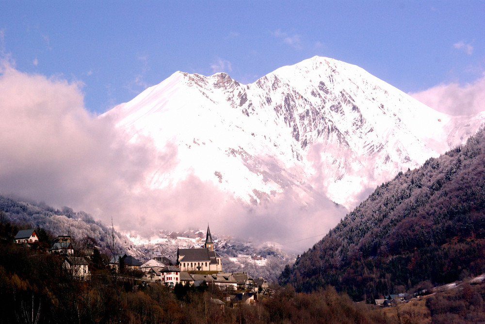 allemont photo et image | paysages, paysages de montagne, les alpes ...