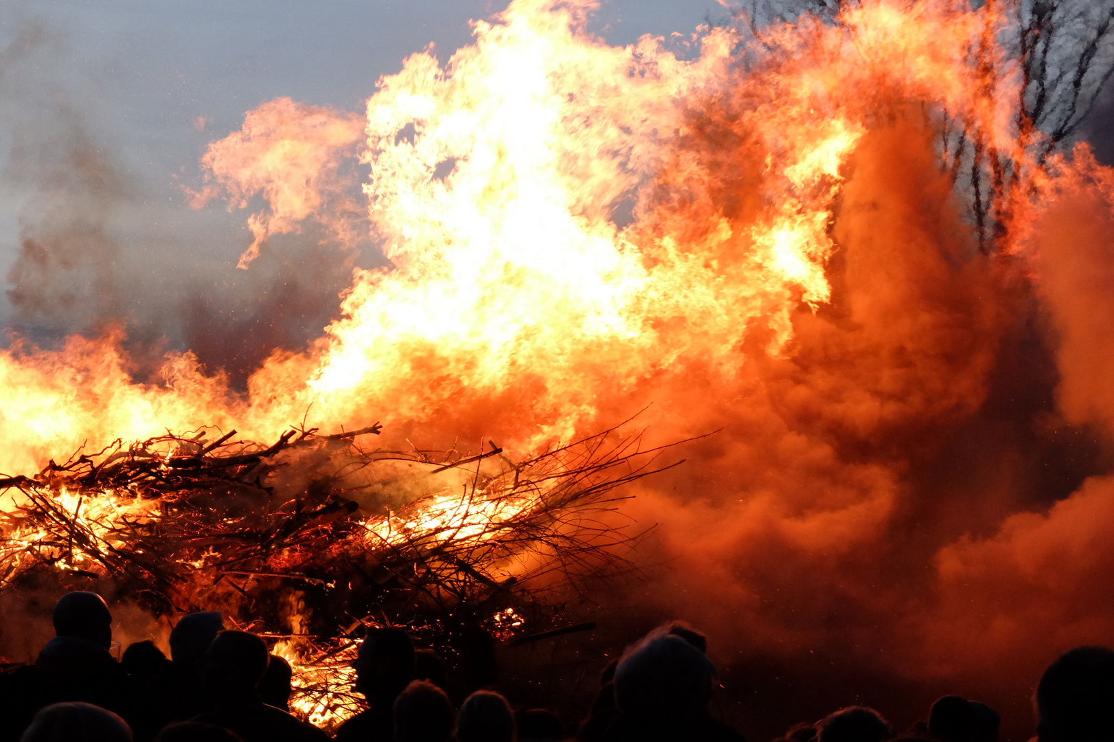 Alles brennt... Foto & Bild | natur, feuer Bilder auf fotocommunity