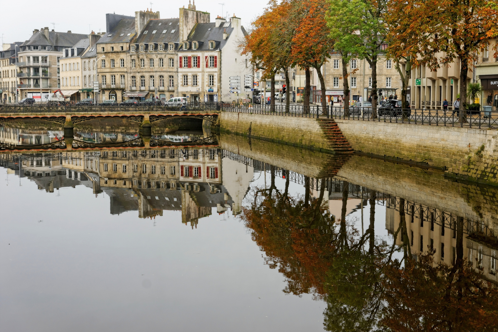 alles doppelt Foto & Bild | fluss, spiegelung, bretagne Bilder auf ...