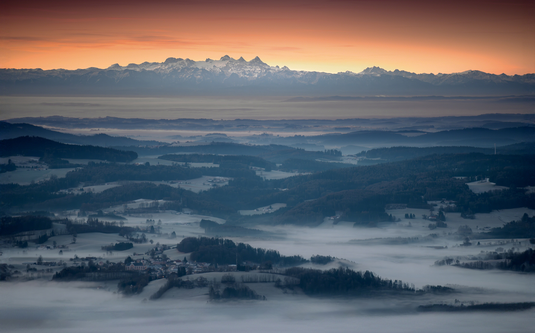 Alpenblick kurz vor Sonnenaufgang auf dem Dreisesselberg Foto & Bild | deutschland, europe ...