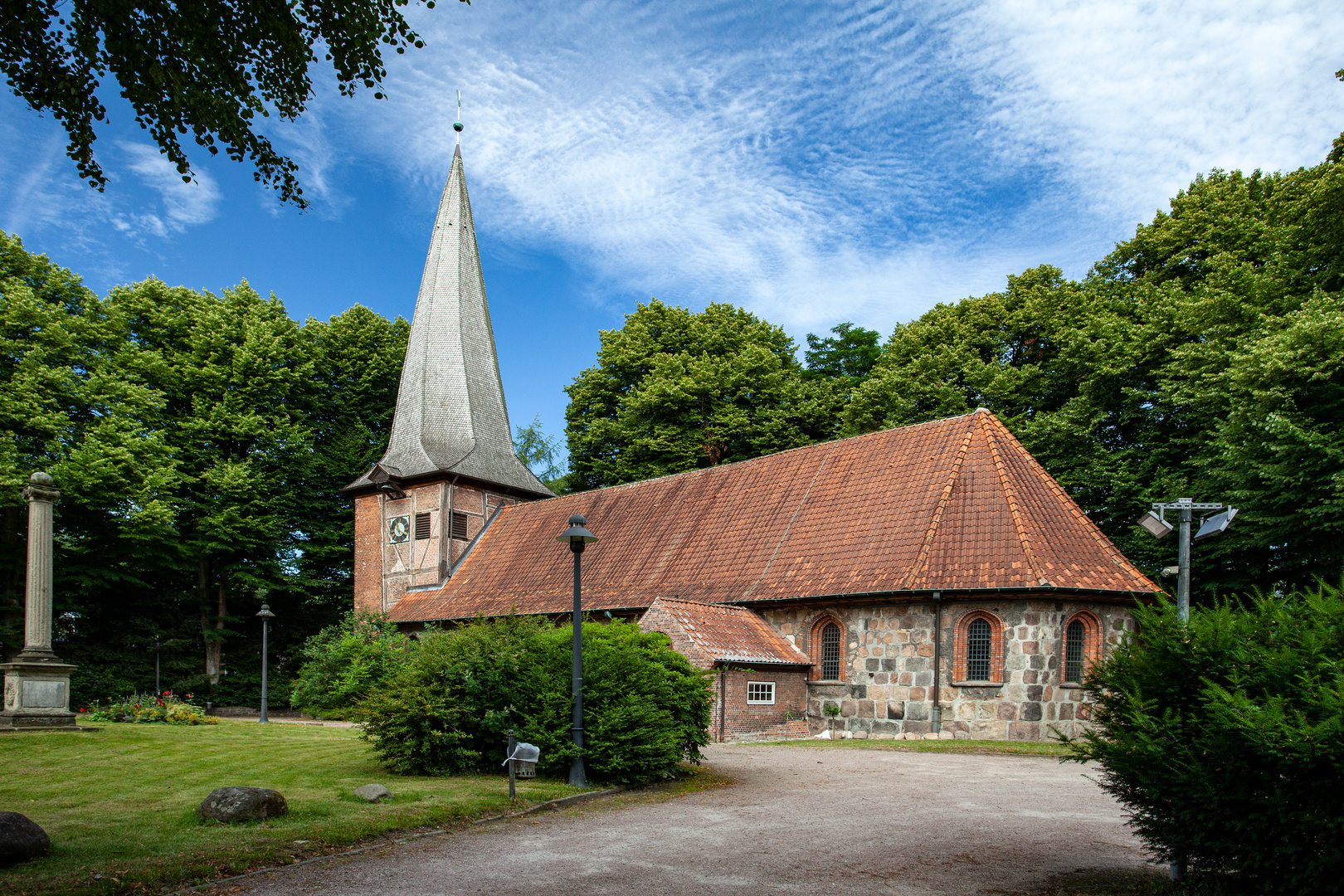 Alt-Rahlstedt Foto & Bild | architektur, sakralbauten, außenansichten ...