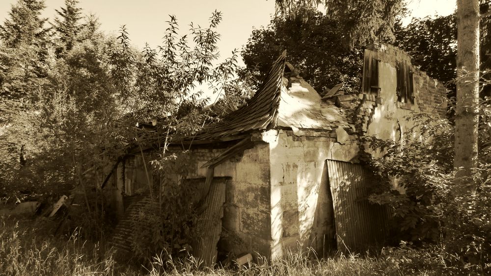 Alt und kaputt Foto & Bild | spezial, motive, alte häuser Bilder auf ...