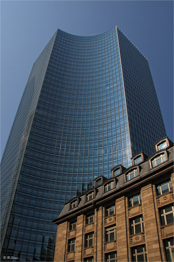 Alt und Neu Foto & Bild | architektur, hochhäuser, profanbauten Bilder ...