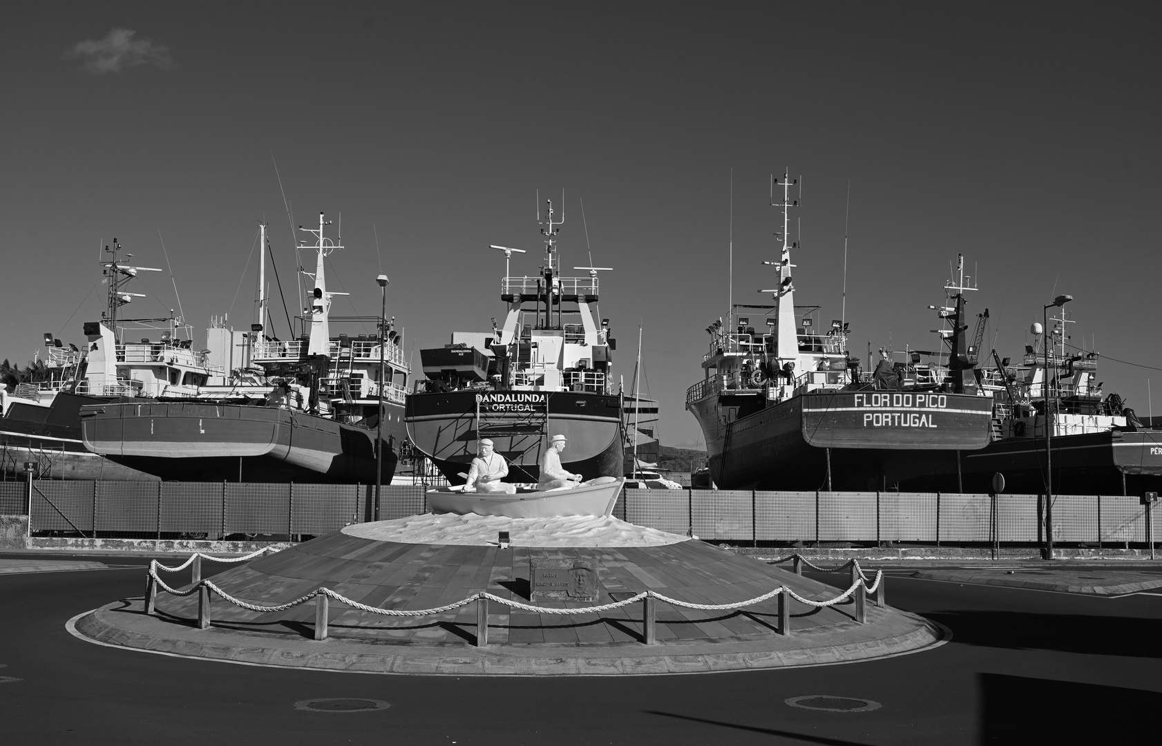 alt und neu Foto & Bild | street, outdoor, verkehr Bilder auf fotocommunity