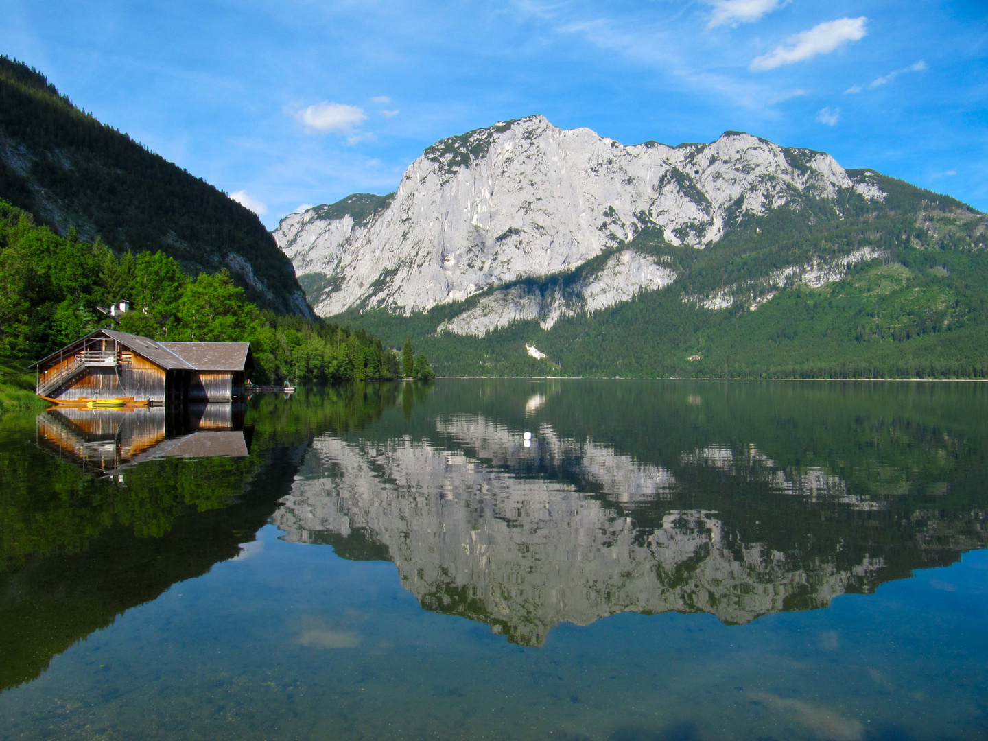 Altaussee mit Trisselwandspiegelung Foto & Bild | europe, Österreich ...