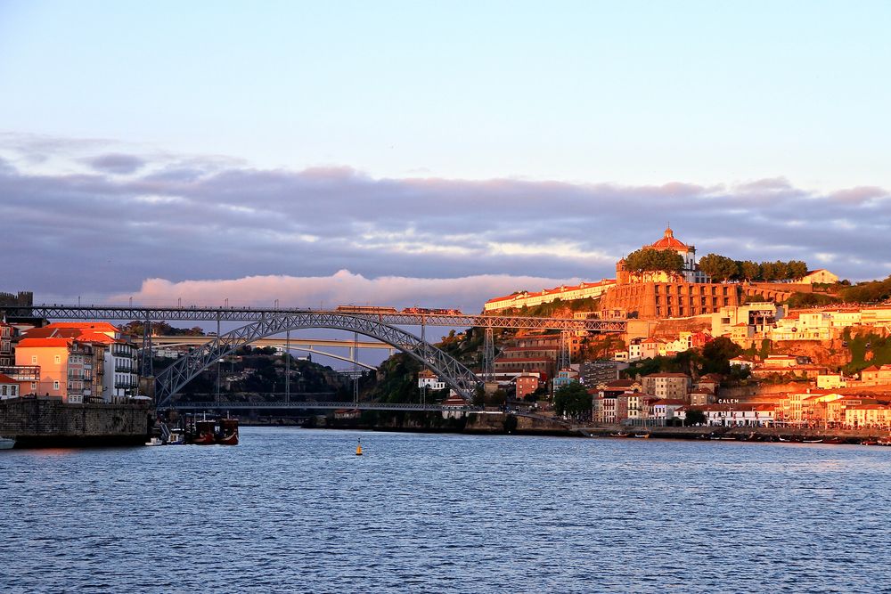 Alte Brücke in Porto Foto & Bild | architektur, europe, portugal Bilder ...