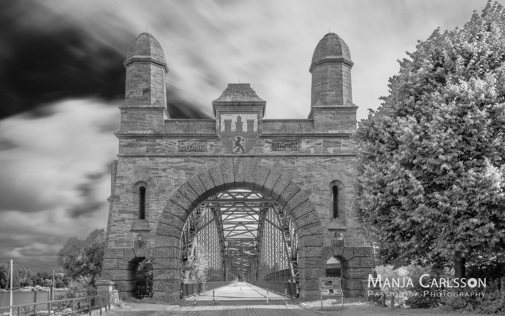 Alte Harburger Elbbrücke in Hamburg - Südportal Foto & Bild | world ...