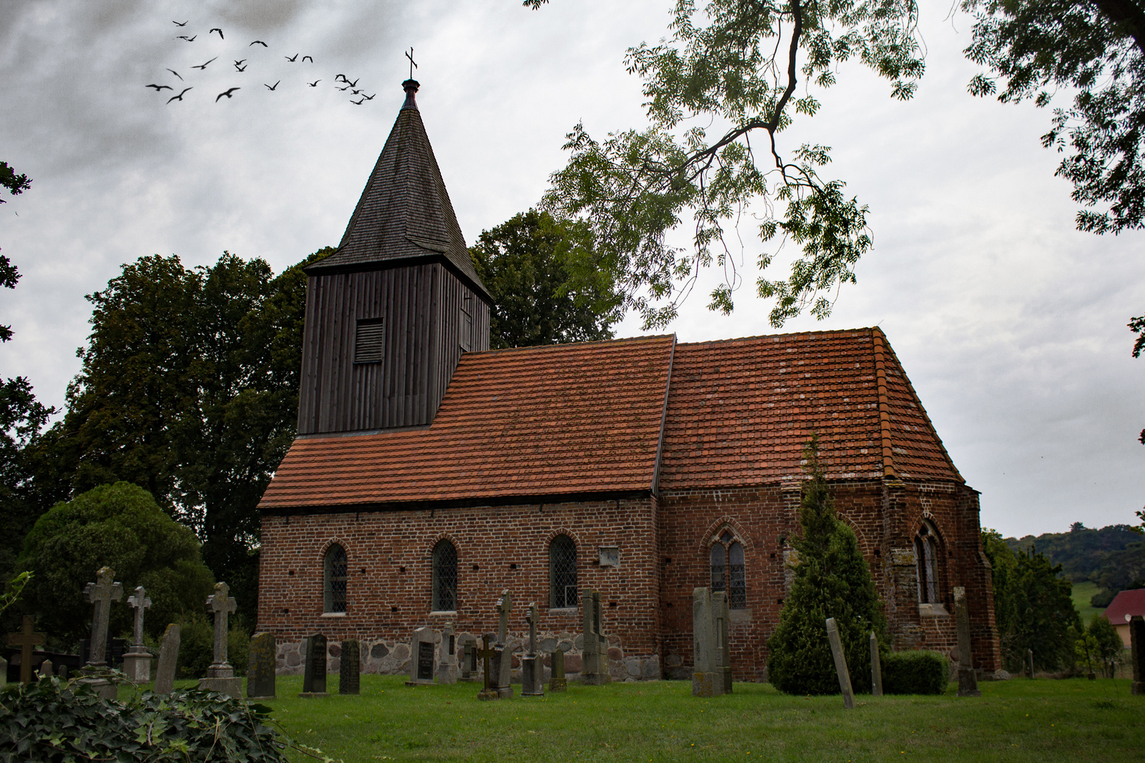 Alte Kirche Foto & Bild | architektur, sakralbauten, außenansichten von ...