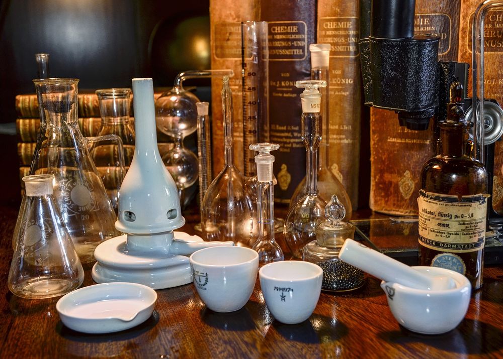 Alte Laborutensilien für die Nass-Chemie ... Foto & Bild | stillleben ...