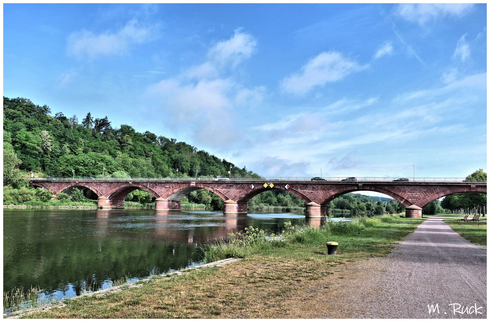 Alte Mainbrücke in Marktheidenfeld ! Foto & Bild | landschaft, bäume ...