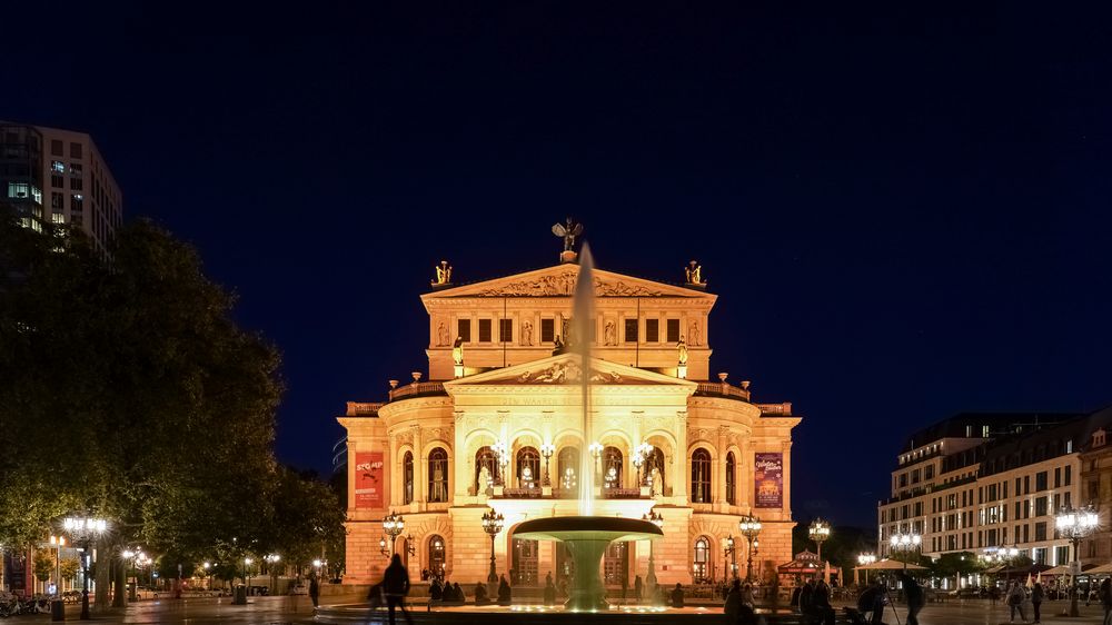 Alte Oper in Frankfurt Foto & Bild | architektur, architektur bei nacht ...