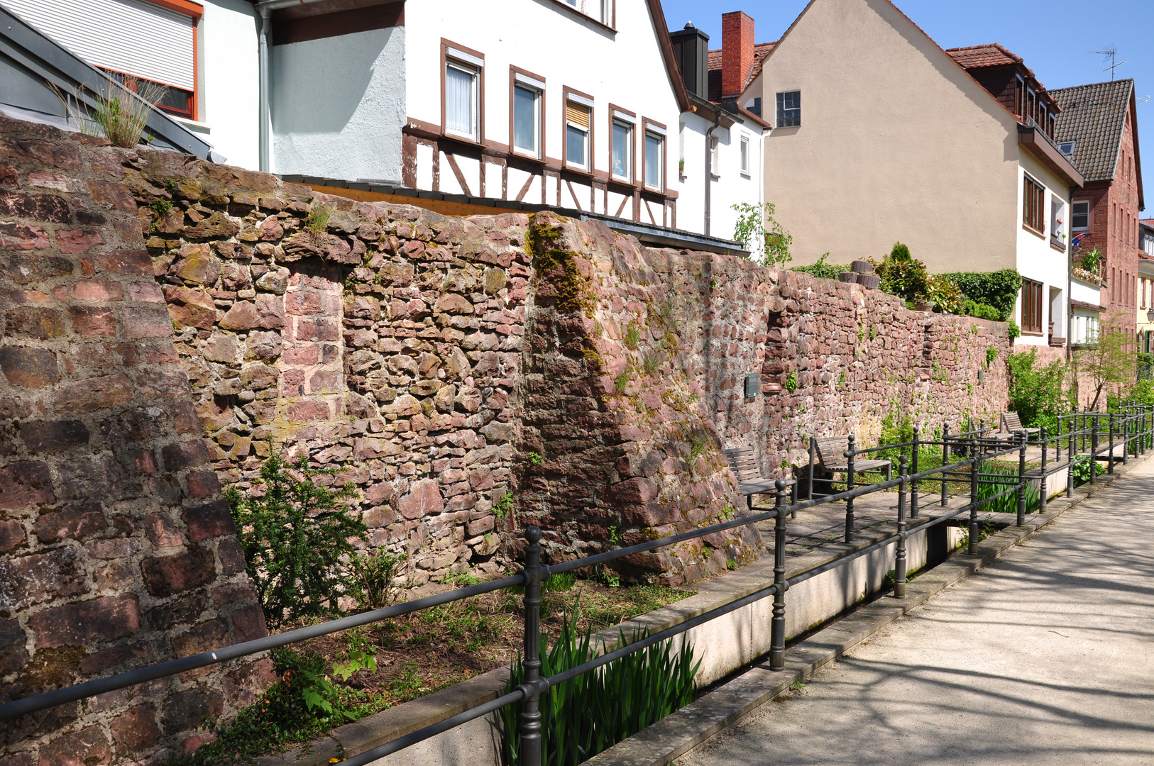 Alte Stadtmauer Foto & Bild | architektur, stadtlandschaft ...