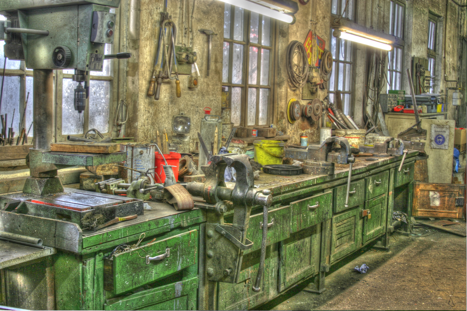 Alte Werkstatt Foto & Bild | industrie und technik, handwerk, werkstatt ...