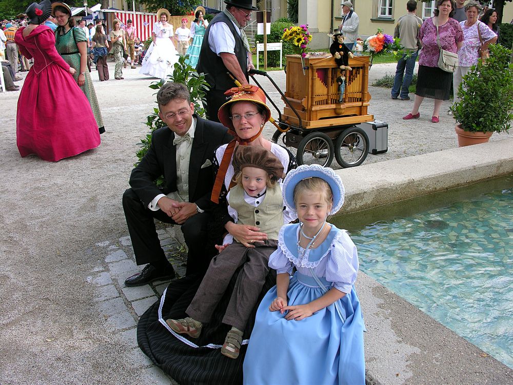 Alte Zeiten Foto & Bild | szene, historisch verkleidet, menschen Bilder ...