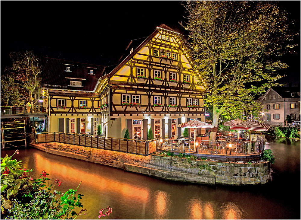 Alte Zimmerei (II) Foto & Bild | architektur, architektur bei nacht ...