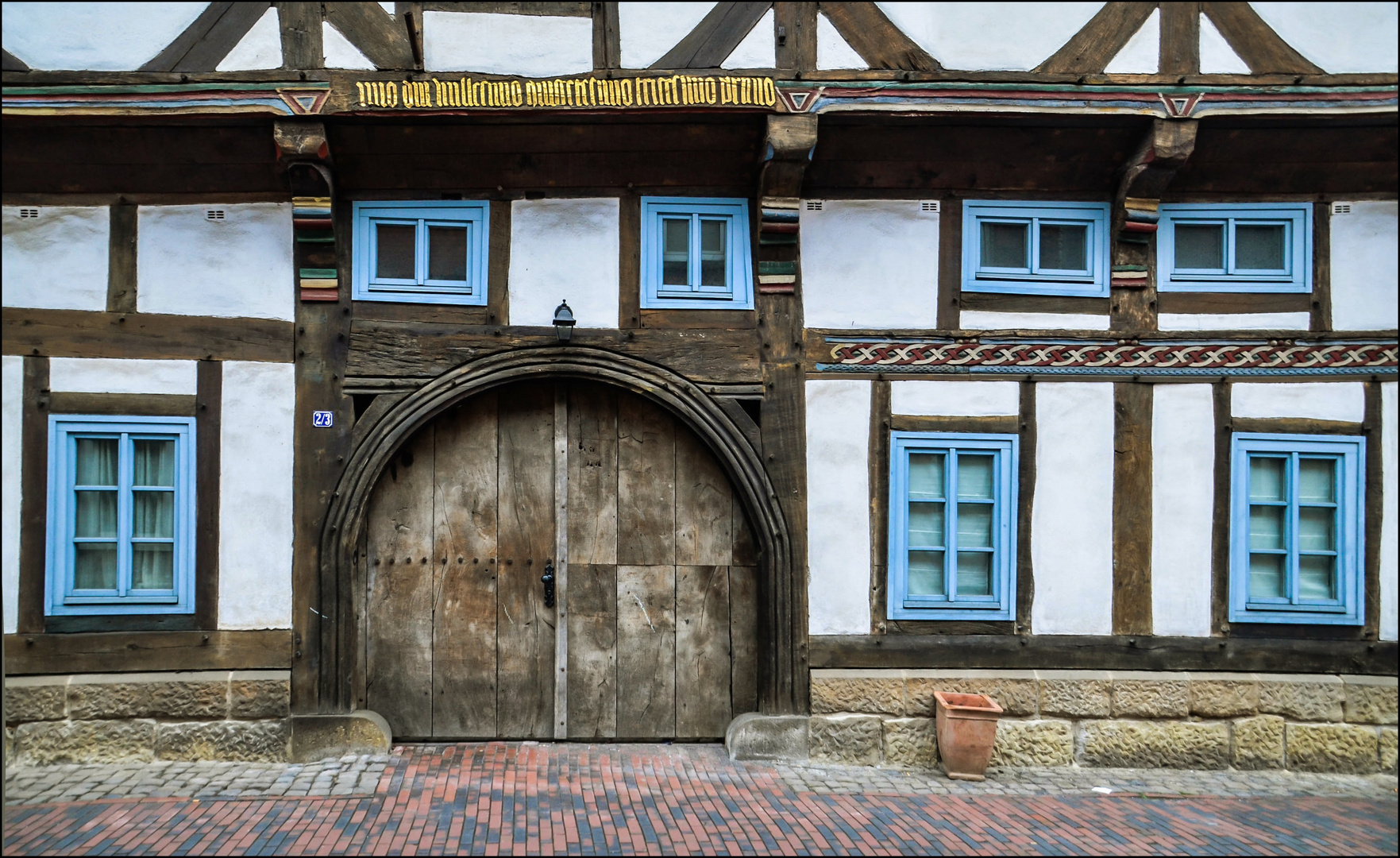 Alter Charme ... Foto & Bild | alt, fenster, detail Bilder auf ...