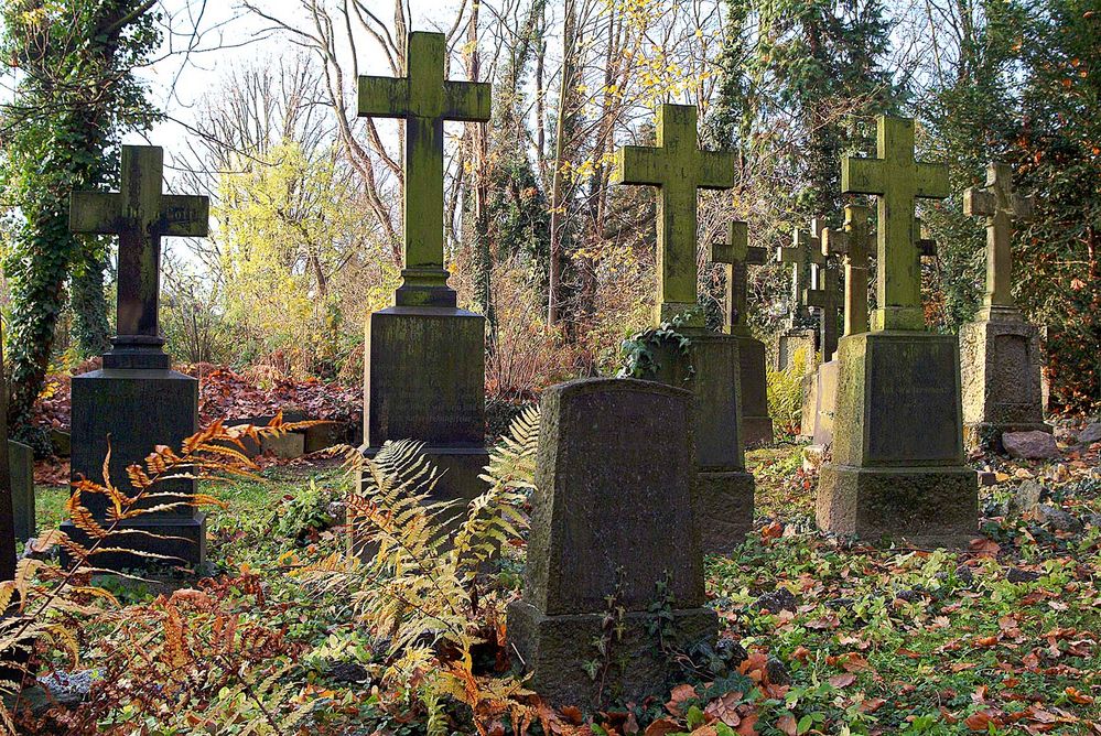 Alter Friedhof Frankfurt Seckbach Foto & Bild | architektur, friedhöfe ...