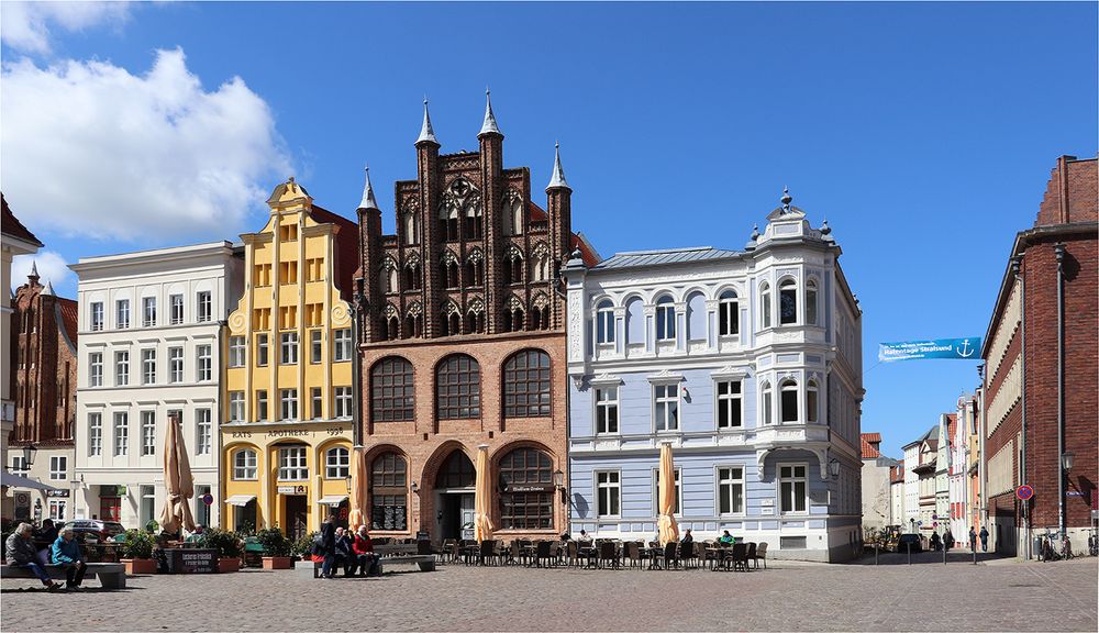 " Alter Marktplatz " in Stralsund ( 2 ) Foto & Bild | world ...