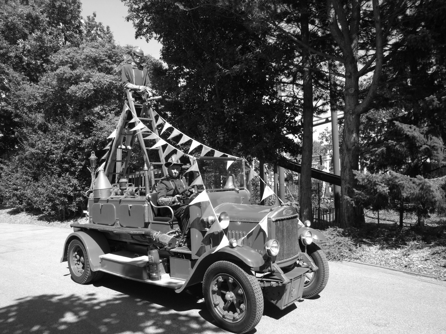 Altes Feuerwehrauto Foto & Bild | autos & zweiräder, feuerwehr ...