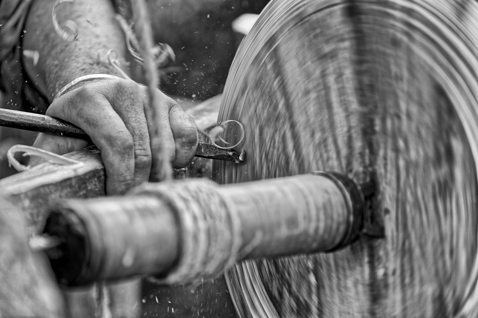 Altes Handwerk Foto & Bild | holz, handwerk, drechseln Bilder auf ...