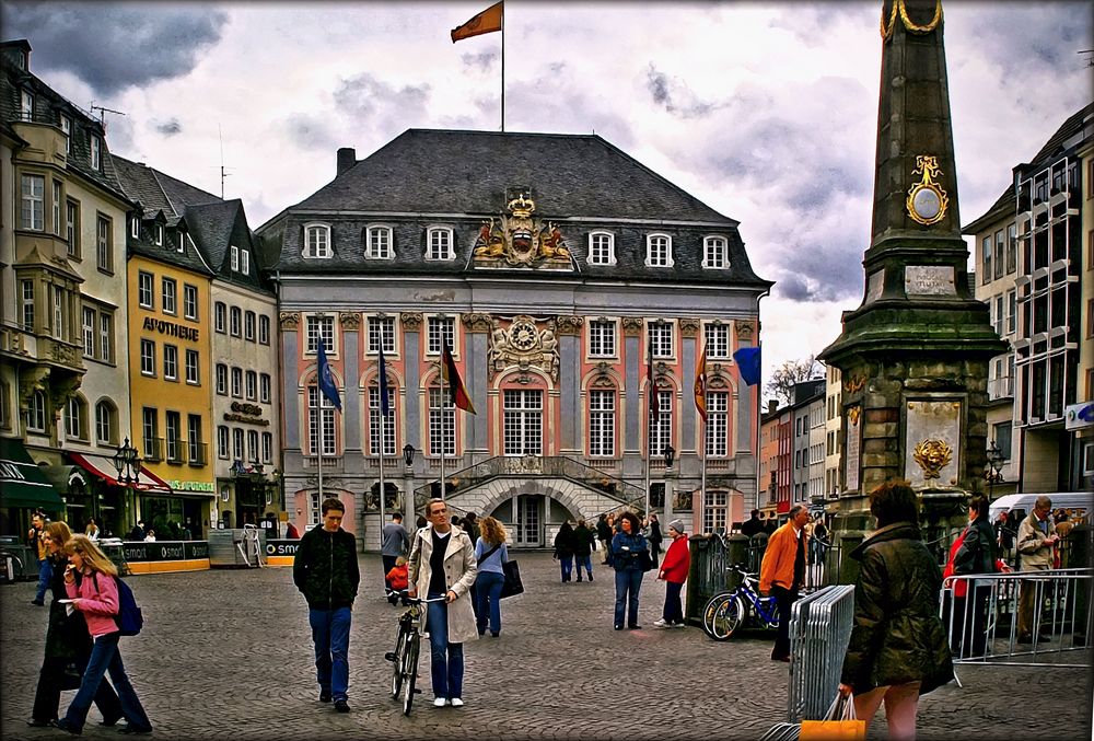 Altes Rathaus Bonn Foto & Bild | architektur, streetfotografie mit ...