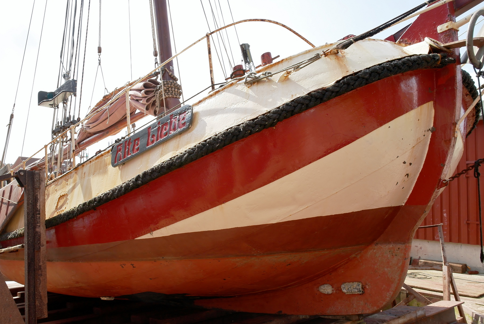 Altes Segelschiff in der Werft Foto & Bild | schiffe und seewege ...