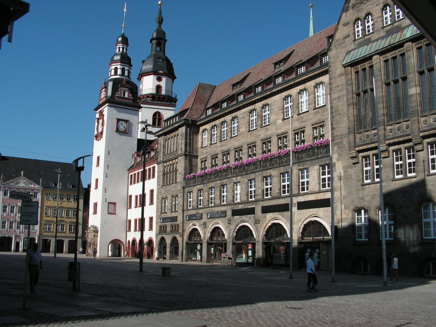 Altes und neues Rathaus in Chemnitz Foto & Bild | architektur ...