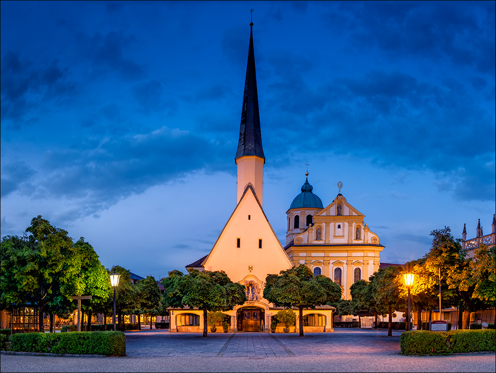 Altötting Foto & Bild | architektur, architektur bei nacht, sonstiges ...