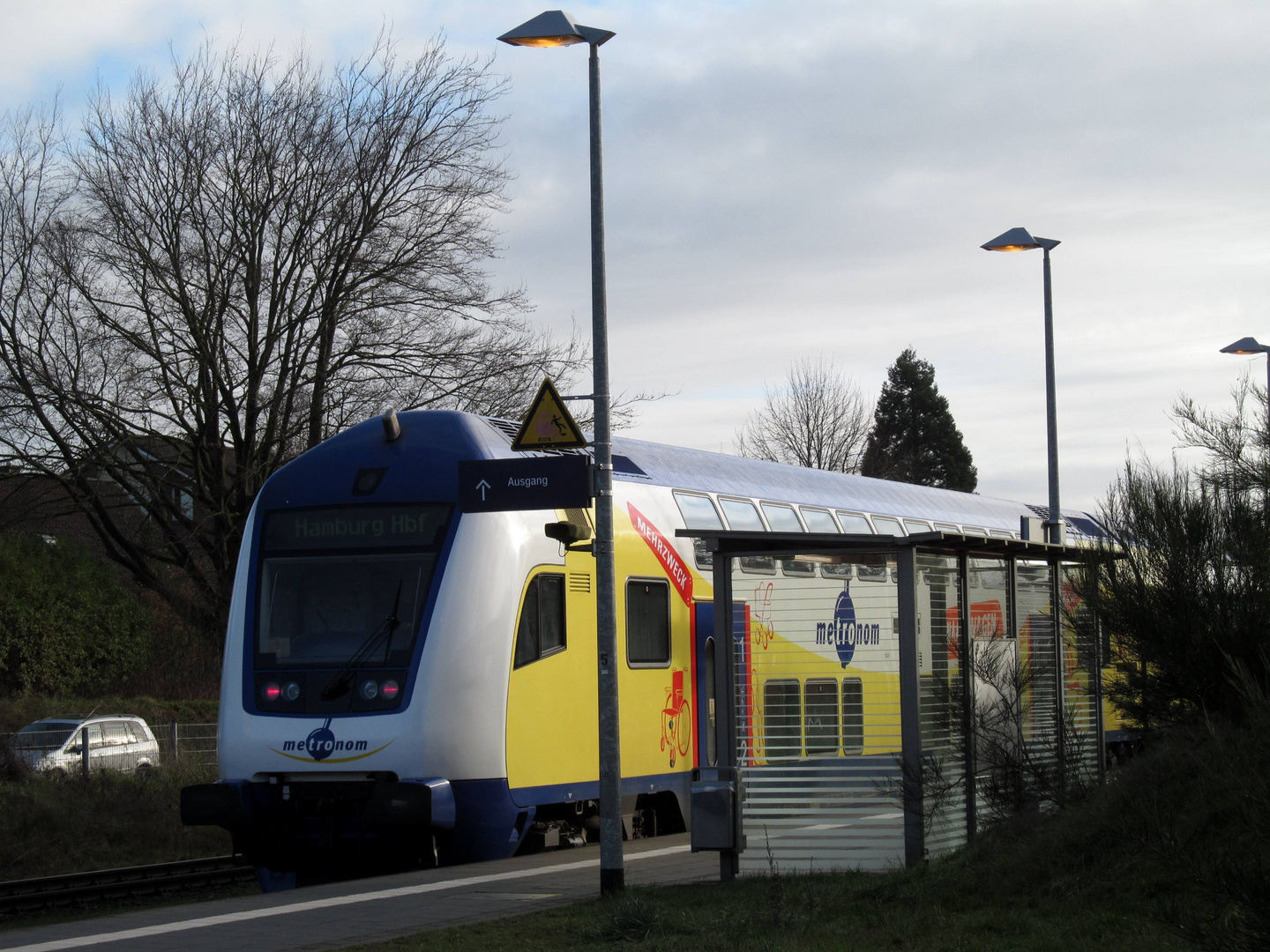 am Bahnhof in Hemmoor .... Foto & Bild | world, landschaften, outdoor ...