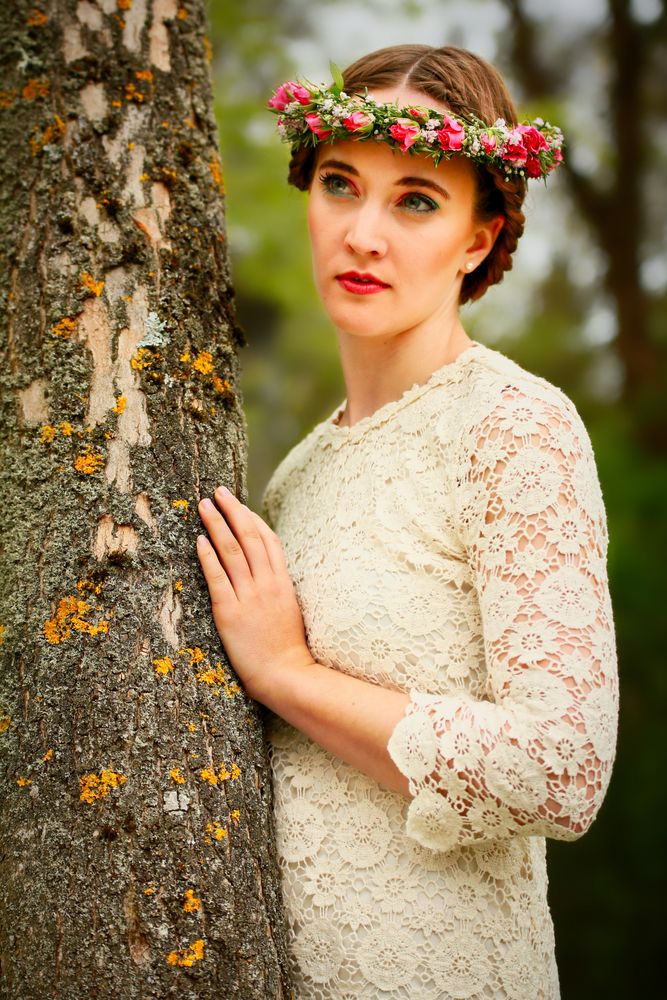 Am Baum... Foto & Bild | portrait, portrait frauen, outdoor Bilder auf fotocommunity