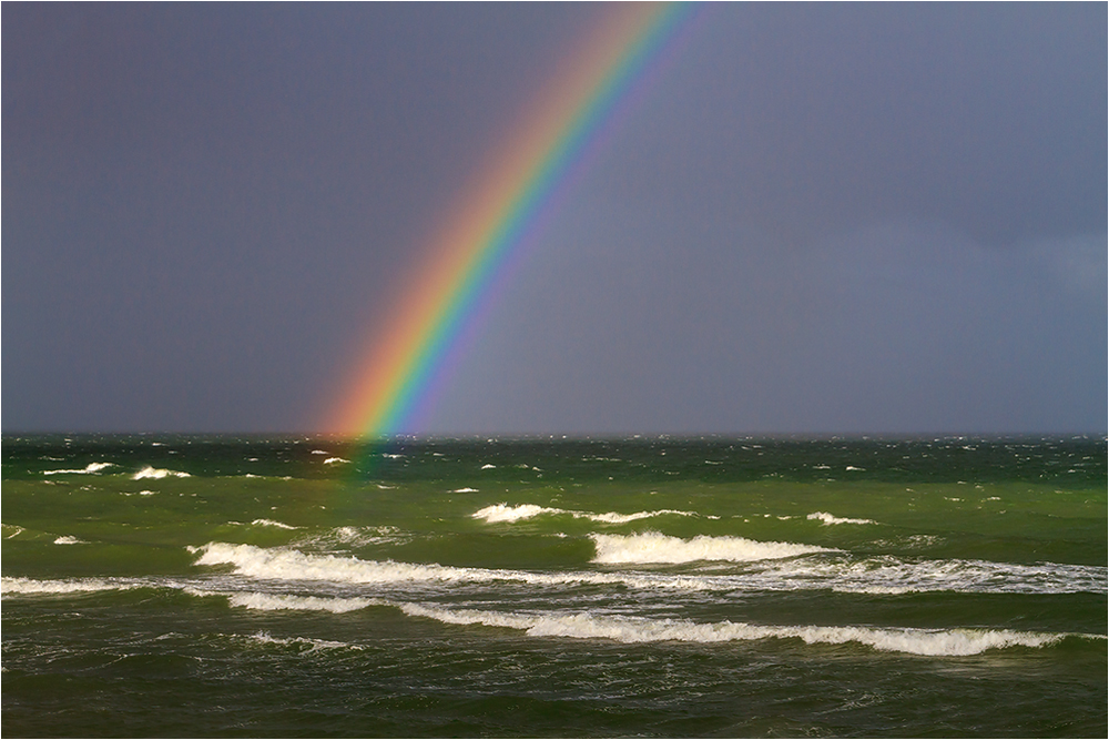 Am Ende des Regenbogens ... Foto & Bild | regenbögen, wetter, am meer ...