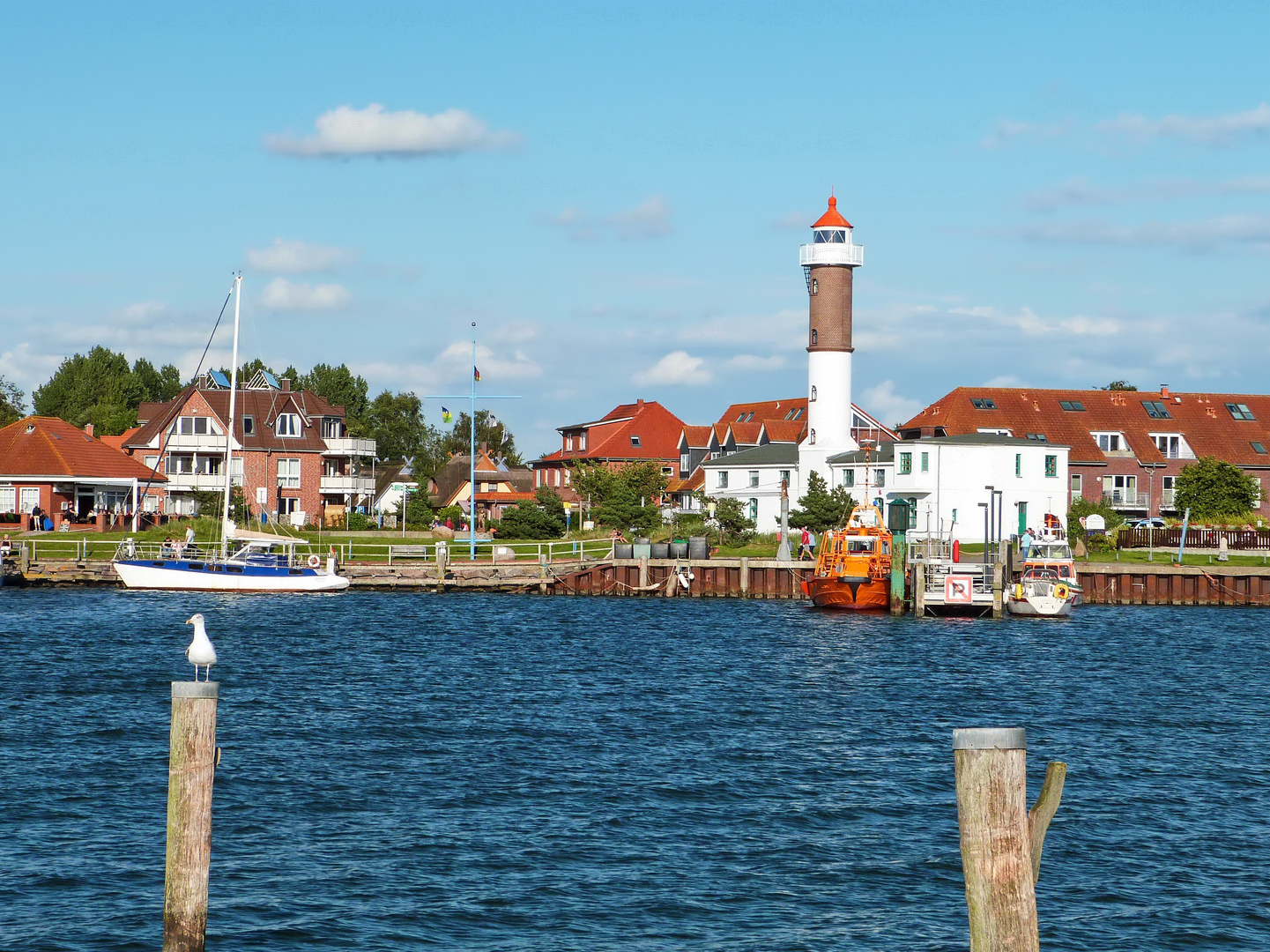 Am Hafen von Timmendorf Foto & Bild | world, ostsee, hafen Bilder auf ...
