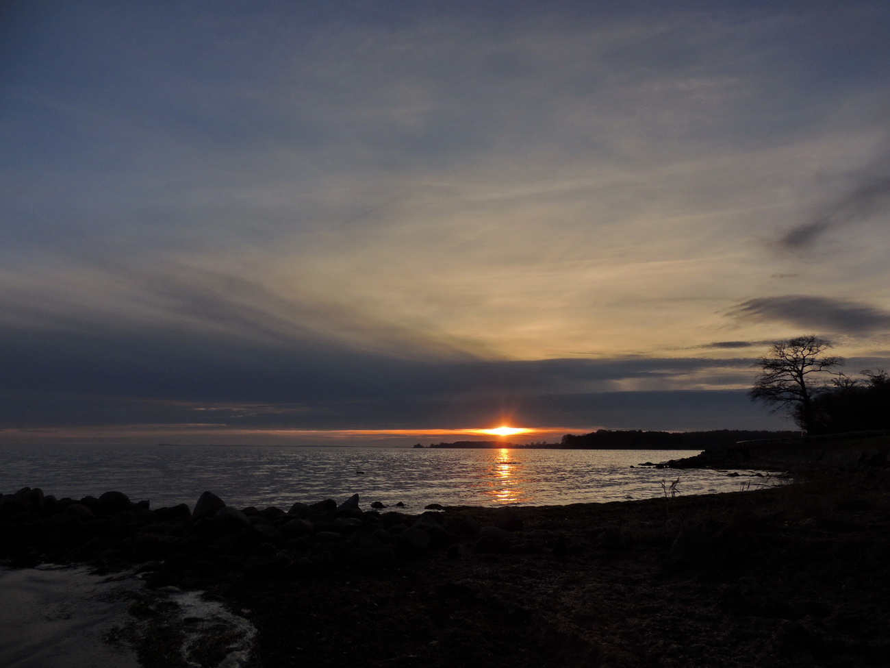 am horizont Foto & Bild | sonnenuntergänge, himmel & universum ...