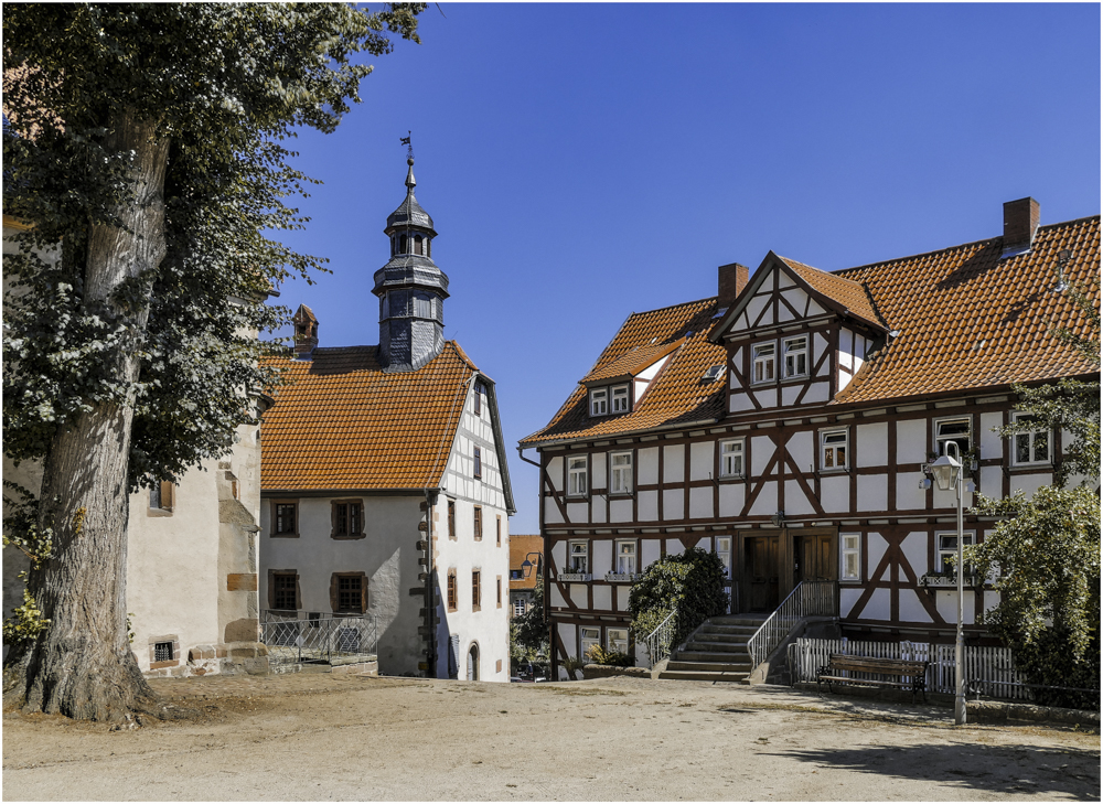 Am Kirchplatz Foto & Bild | world, hdr, altstadt Bilder auf fotocommunity