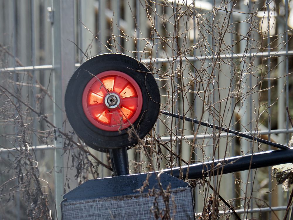 am Rad drehen Foto & Bild | reportage dokumentation, industrie und ...