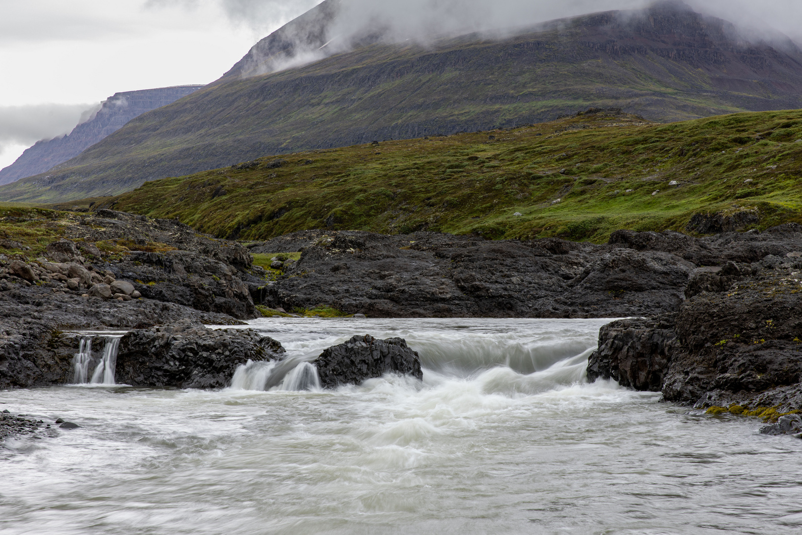 Am roten Fluss Foto & Bild | north america, landschaft, greenland ...