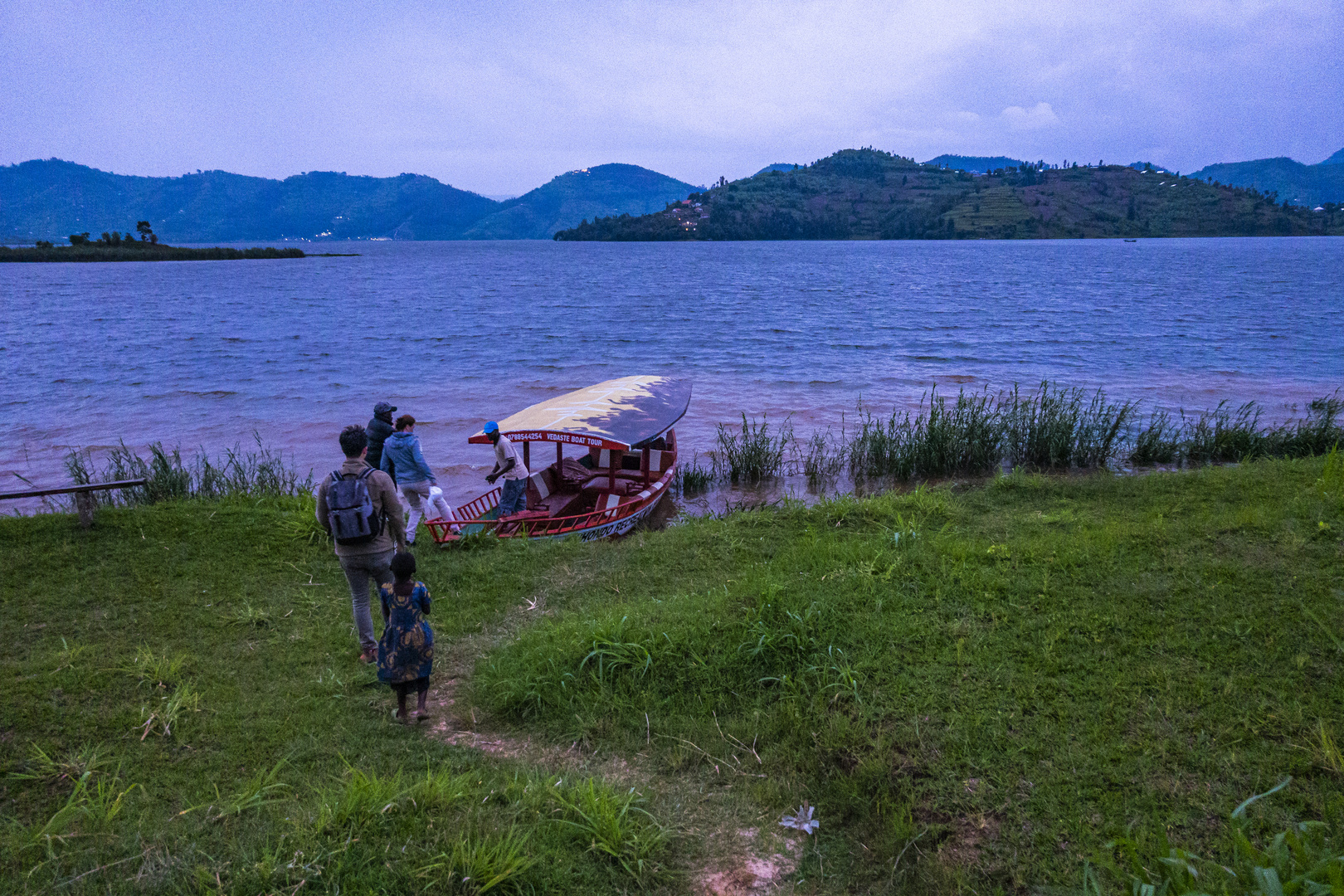 am Ruhondo-See 10 Foto & Bild | africa, eastern africa, landschaft ...